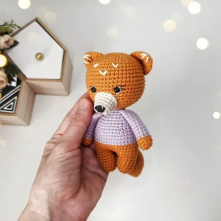 Amigurumi little fox free crochet pattern | Amigurumi Space